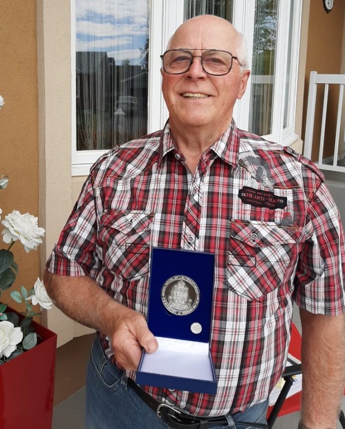 Denis Ross reçoit la médaille du Lieutenant-gouverneur | Journal Le Soir