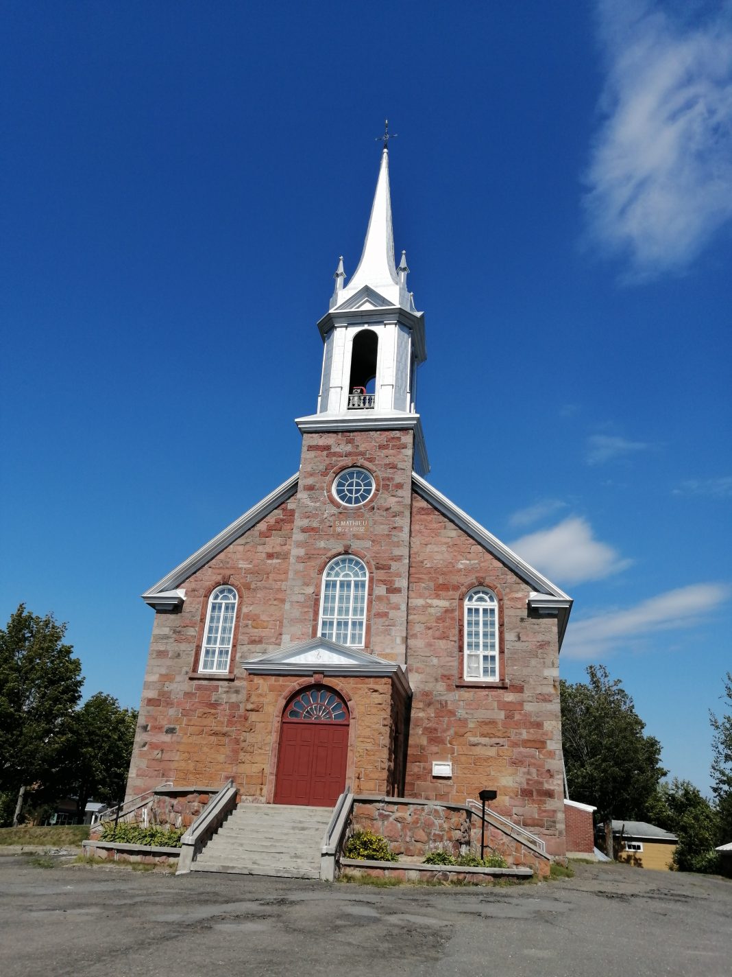 Le référendum sur l’église de Saint-Mathieu se fait par correspondance ...