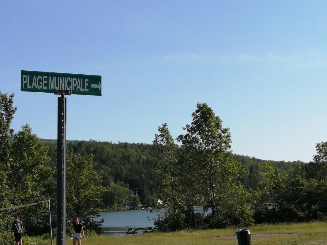 La Municipalité de Saint-Mathieu veut donner l’accès à la plage du Lac ...