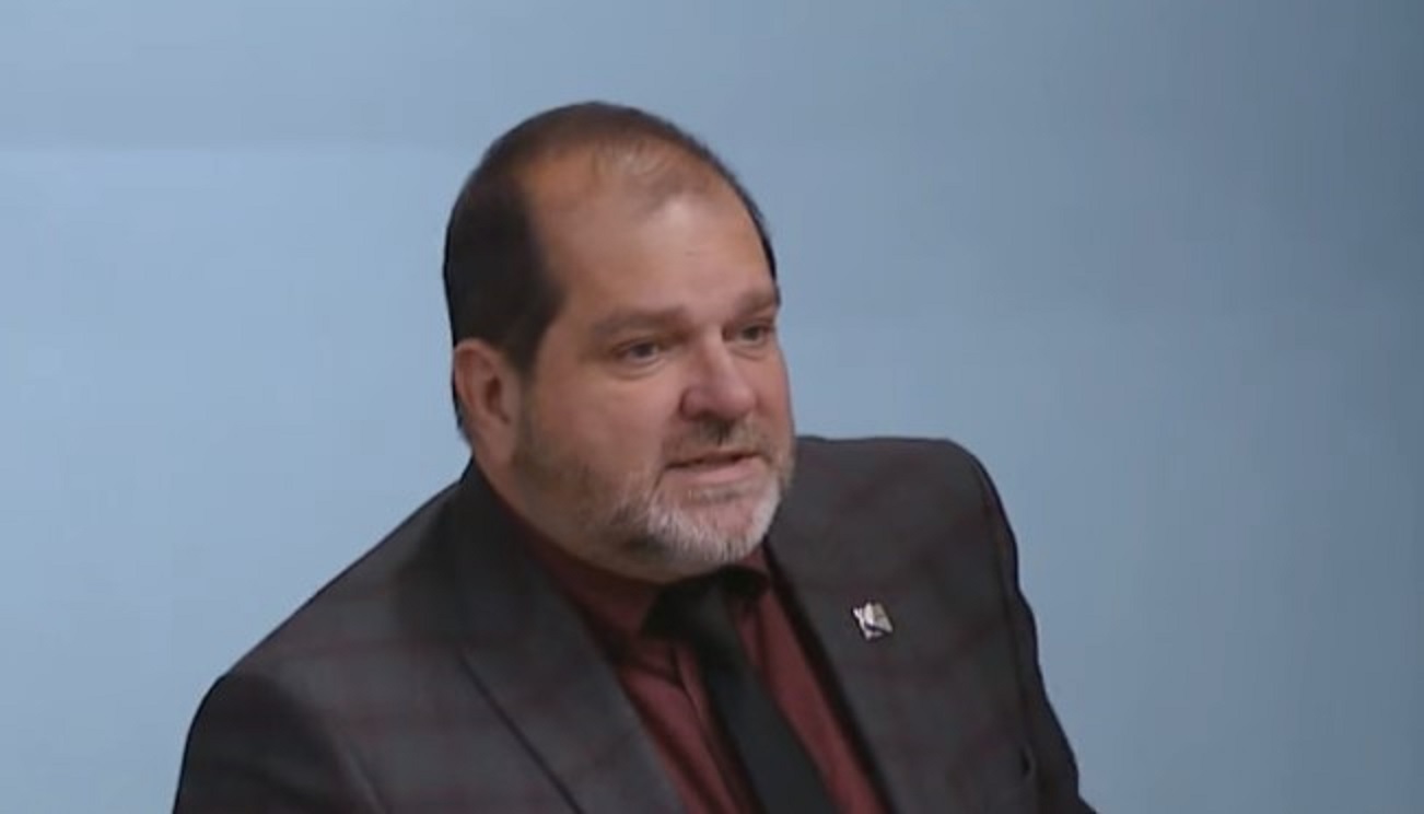 Harold LeBel lance une pétition pour une enquête sur la gestion de la ...