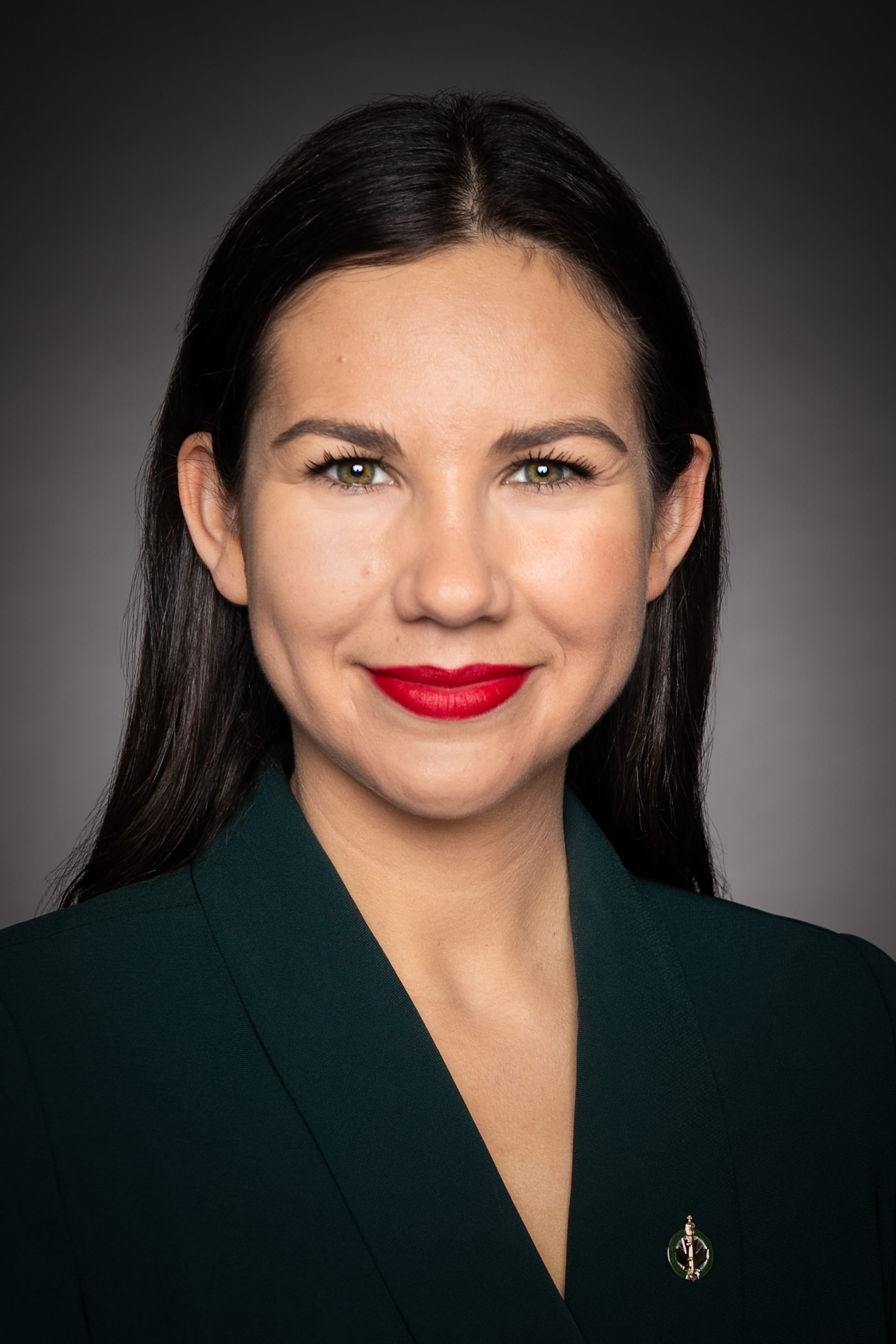 Kristina Michaud rend hommage aux vétérans | Journal Le Soir