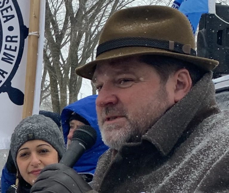 Harold LeBel continue d’assumer ses fonctions de député | Journal Le Soir