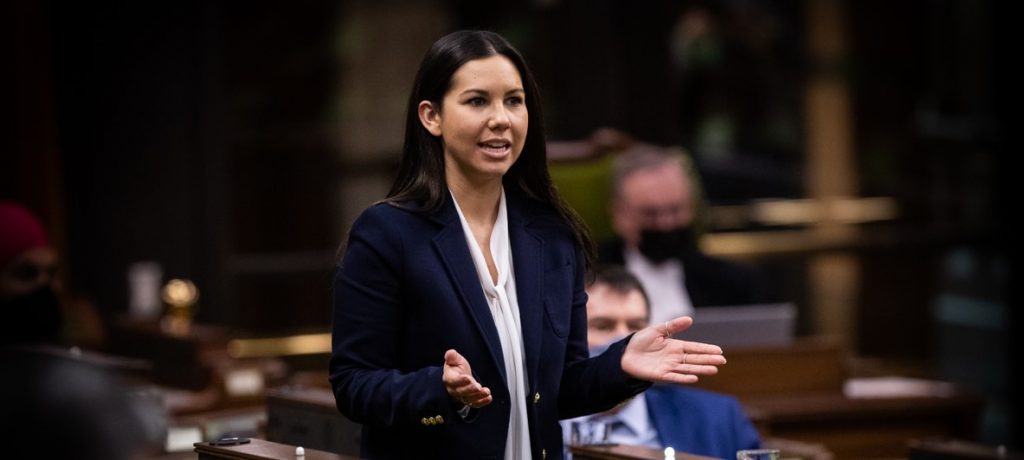 Kristina Michaud prend la défense des médias écrits | Journal Le Soir
