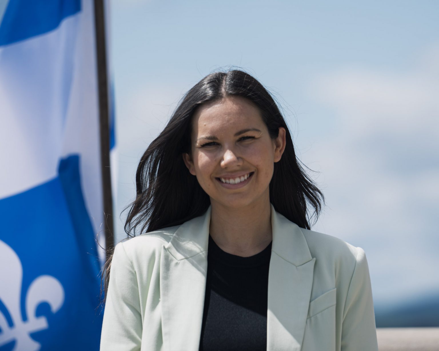 Kristina Michaud parle de « gains historiques » pour le Québec ...