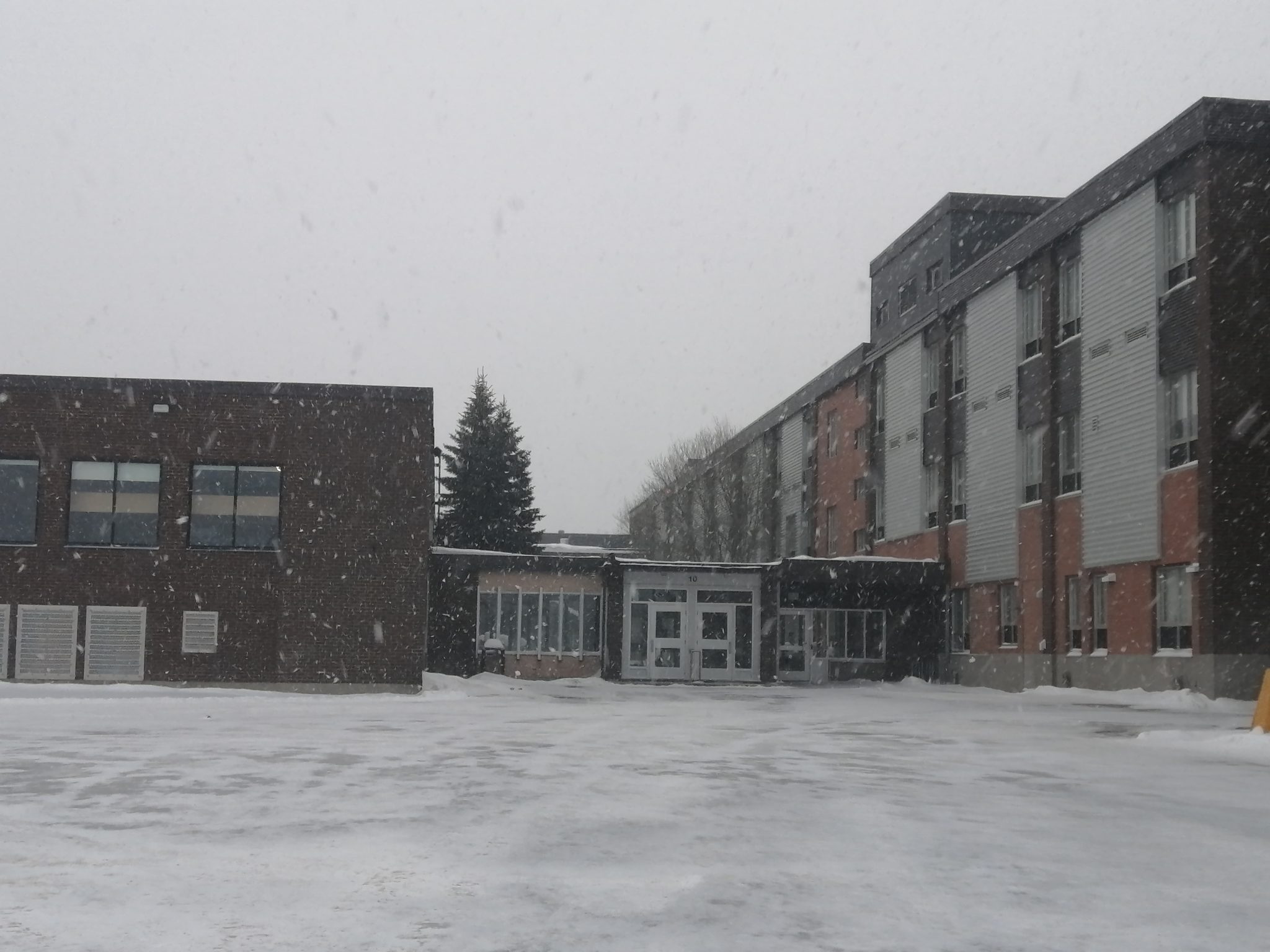 Nouvelles directives du Centre de services scolaire des Phares ...