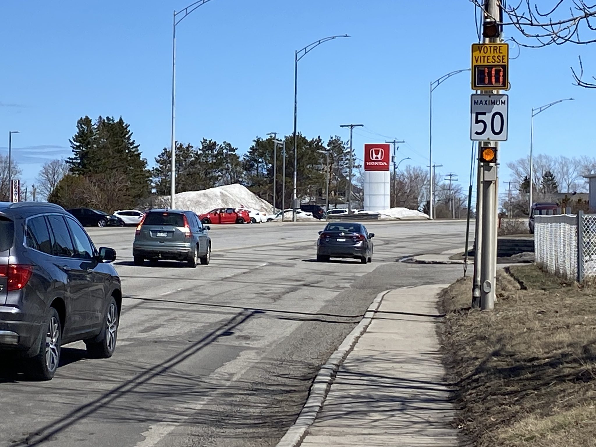 Ça « rentre au poste » sur le boulevard! | Journal Le Soir
