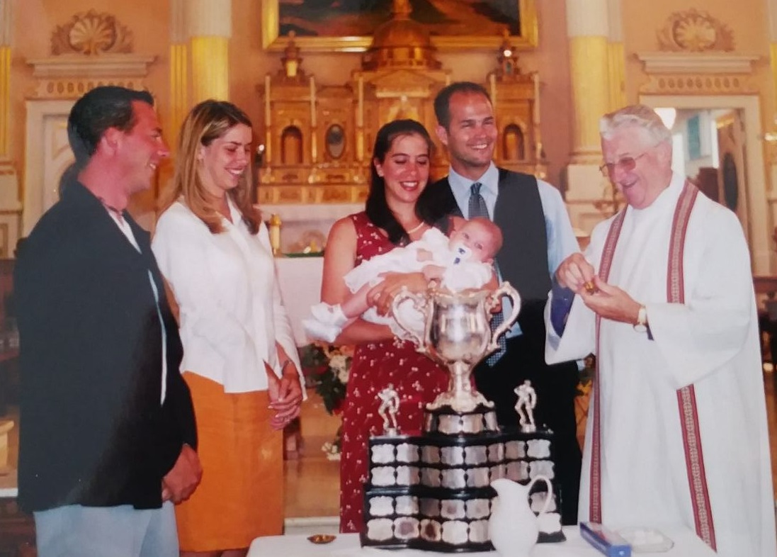 Baptisé avec la coupe Memorial | Journal Le Soir