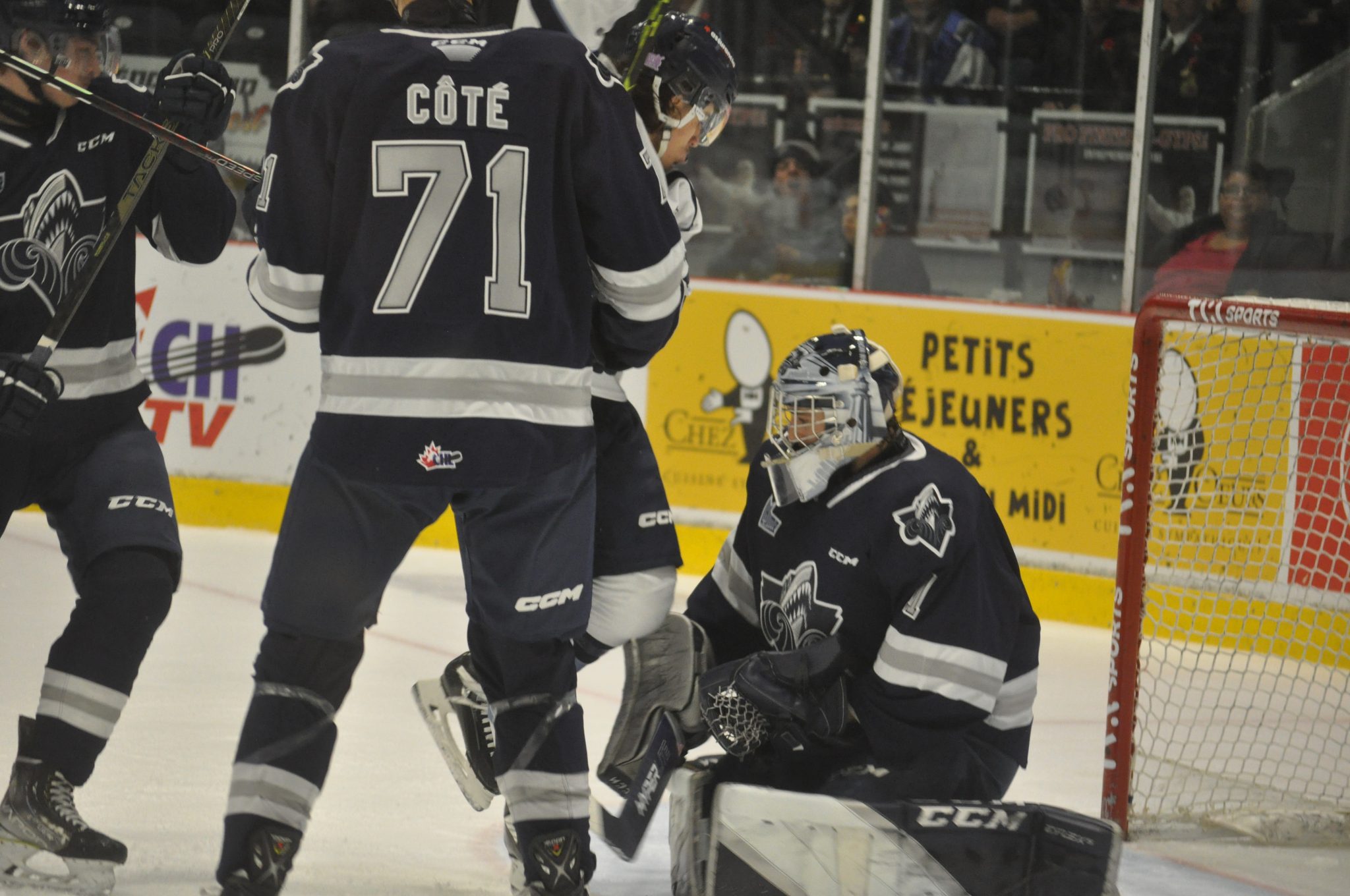 Deux buts de Tyson Hinds coulent l’Océanic | Journal Le Soir