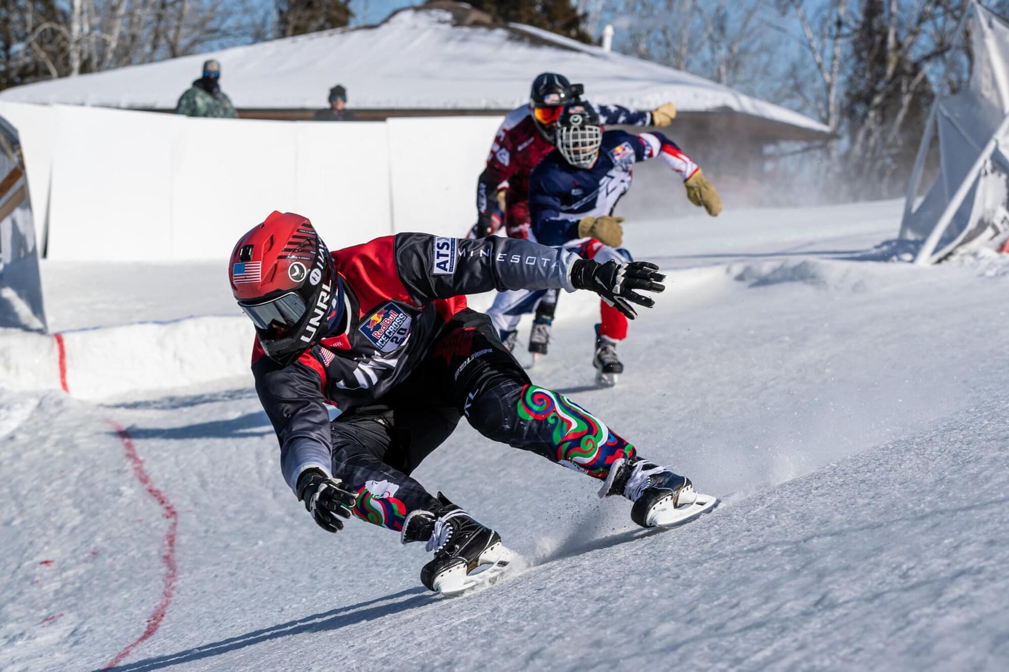 Sainte-Angèle présente le ICE CROSS SAM | Journal Le Soir