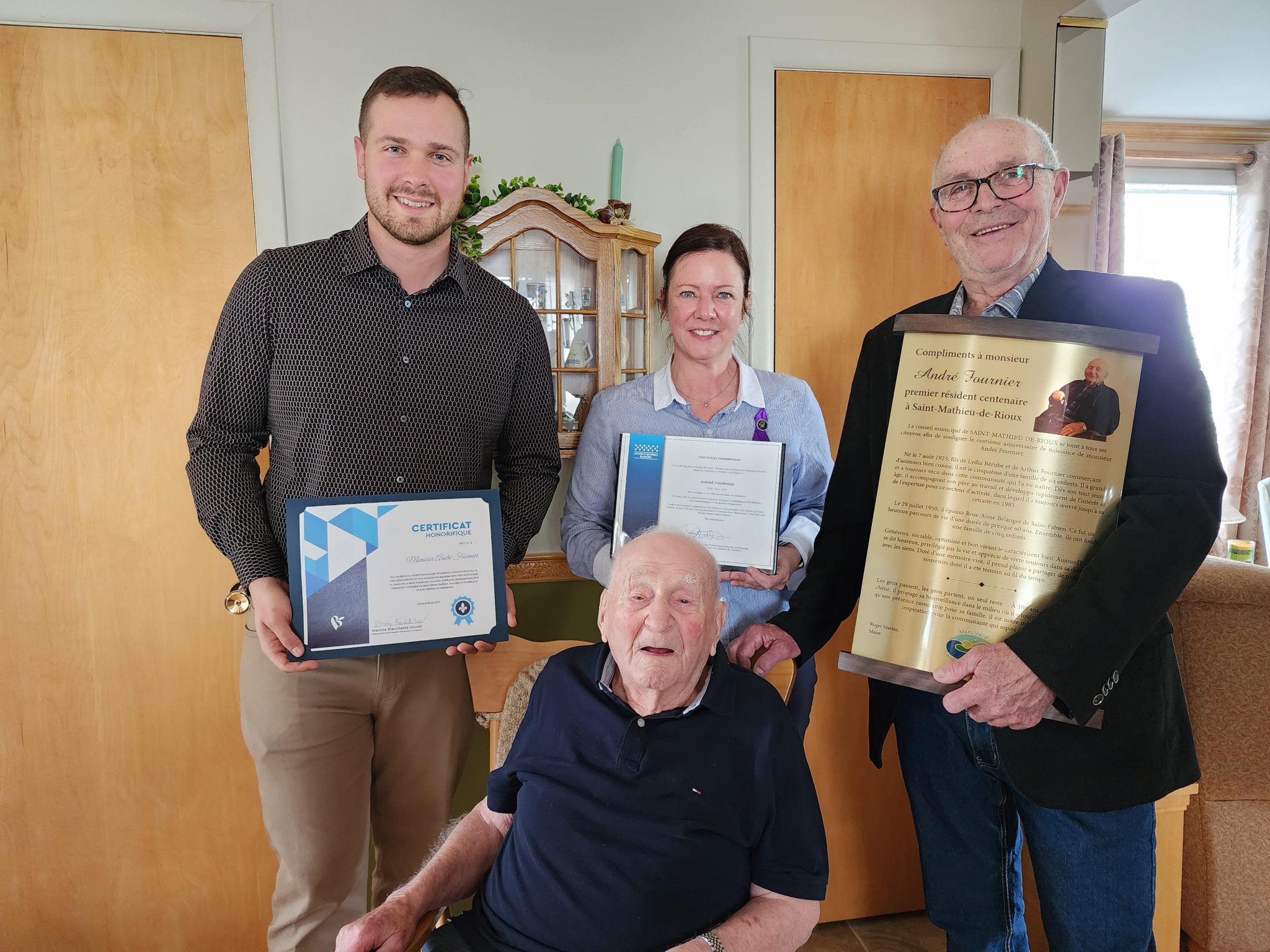 André Fournier a fêté ses 100 ans à Saint-Mathieu-de-Rioux | Journal Le ...