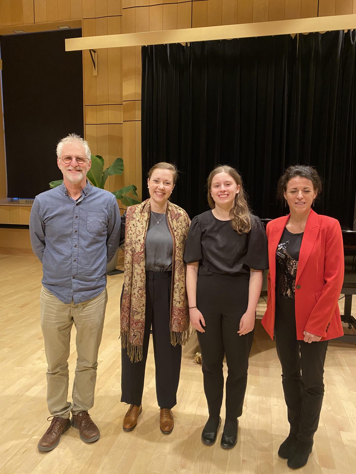 Aurélie Quimper-Bouchard remporte le Concours Jeunes solistes | Journal ...