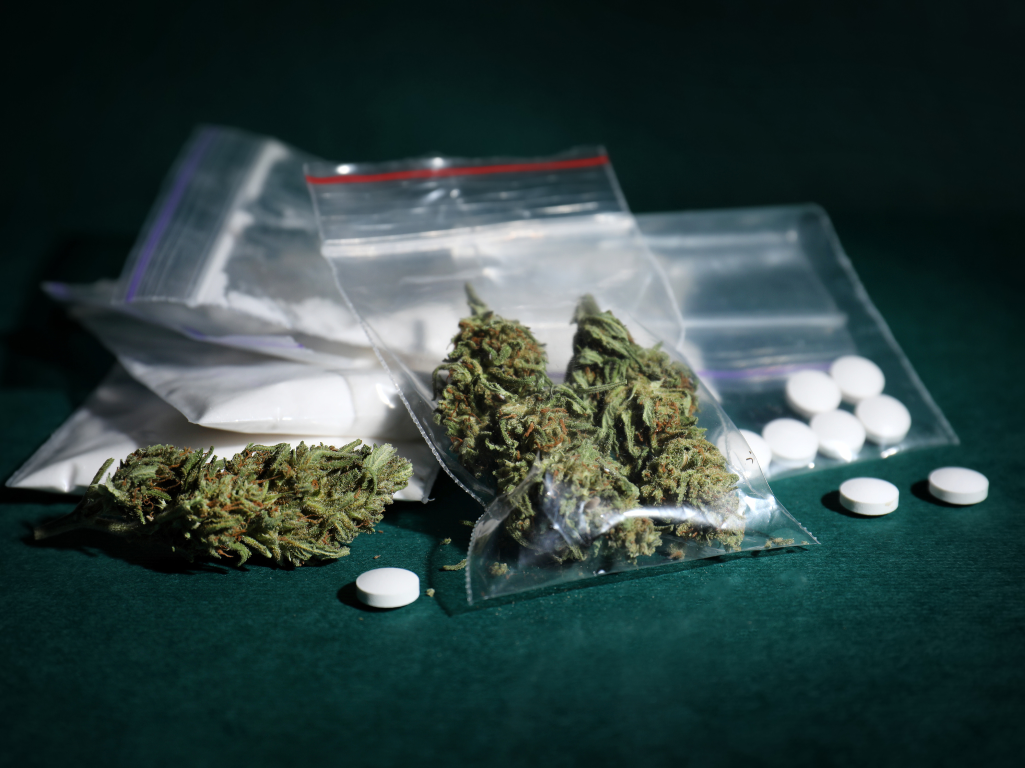 Stupéfiants : autre report pour l’enseignante Natalie Roberts | Journal ...