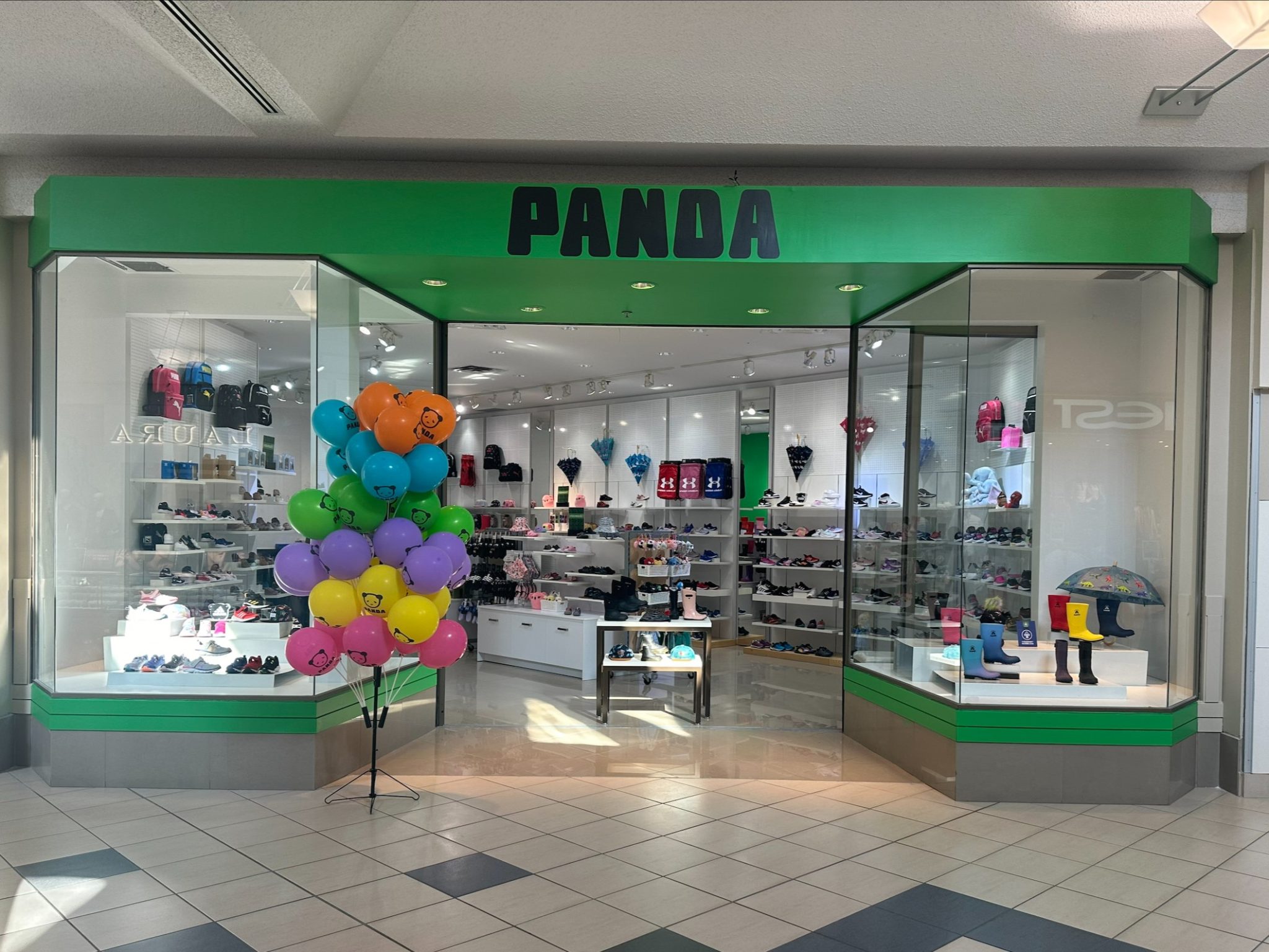 Une boutique Panda ouvre au Carrefour Rimouski | Journal Le Soir