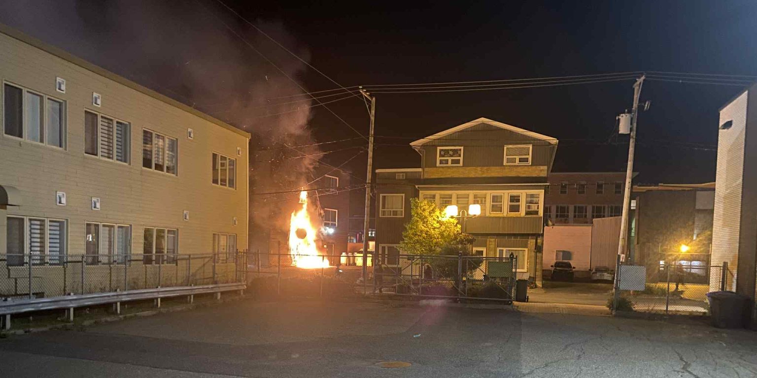 Matane : un incendie ravage un édifice commercial | Journal Le Soir