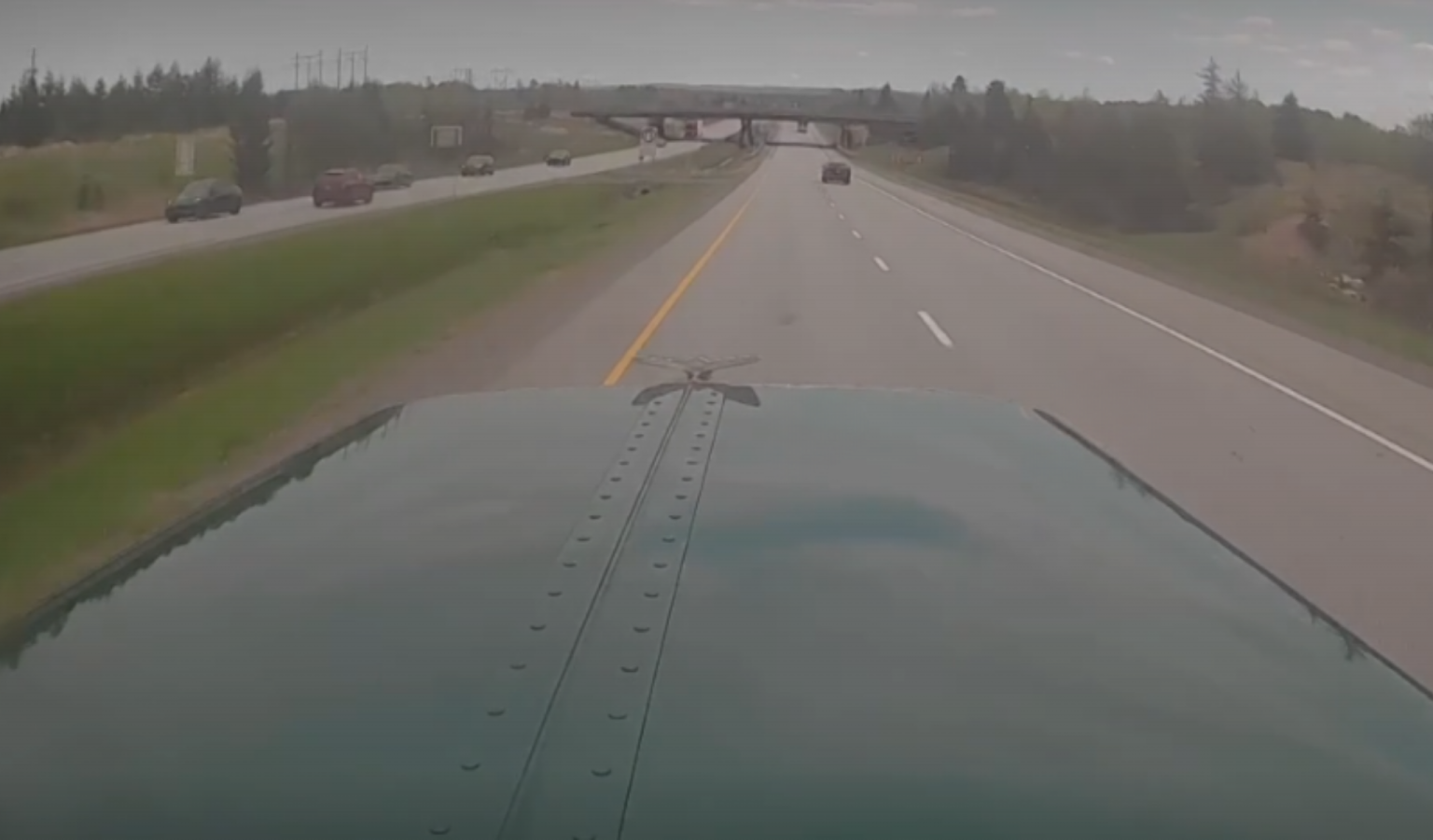 À sens inverse : le pire évité sur l’autoroute 85 | Journal Le Soir